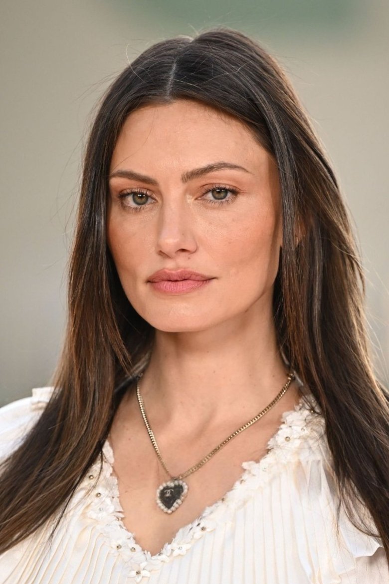 Phoebe Tonkin sorozatok | SorozatBarát